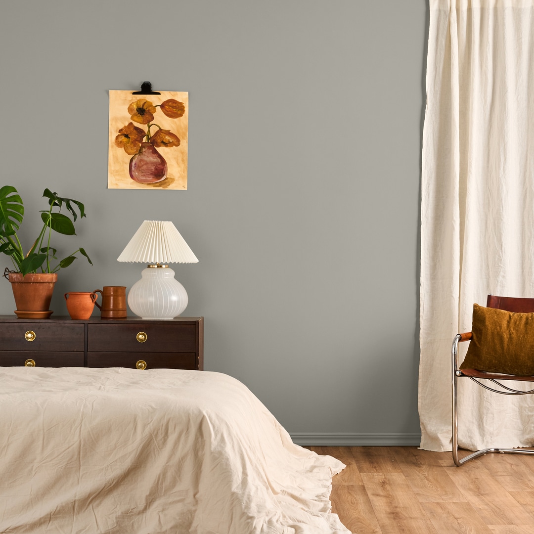 Klint — Pluto | Grey paint | Order swatches for 2